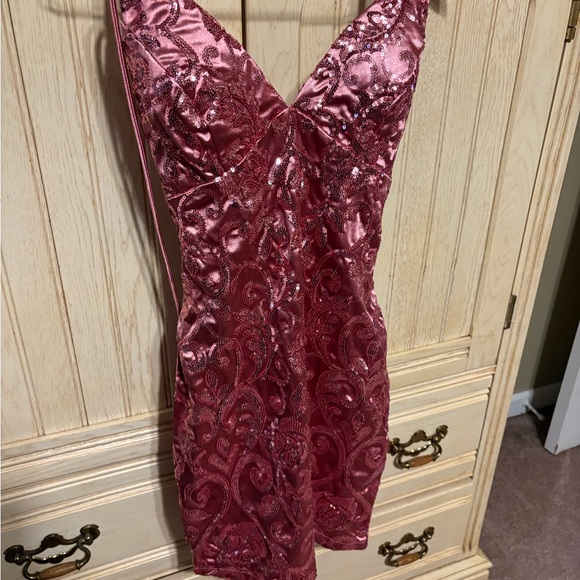Windsor | Dresses | Windsor Rose Sequin Mini Dress | Poshmark